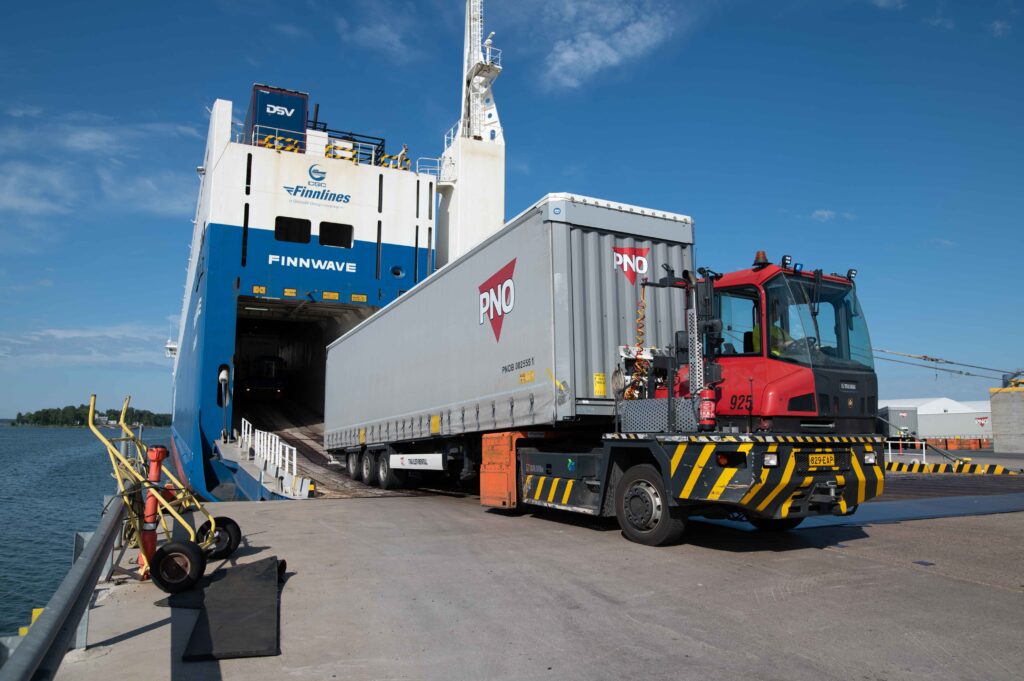 Tehokas ja monipuolinen Uudenkaupungin satama - Stevena Oy